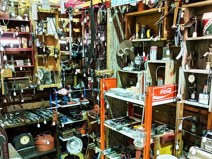 Elizabeth's Grand Antique Co. 5