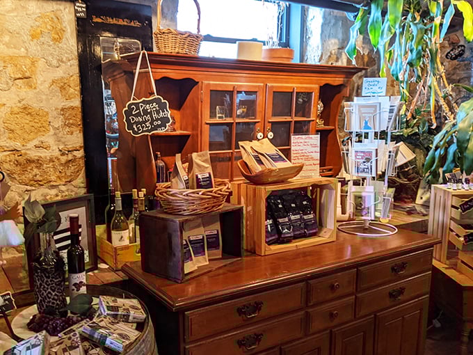 Elizabeth's Grand Antique Co. 6