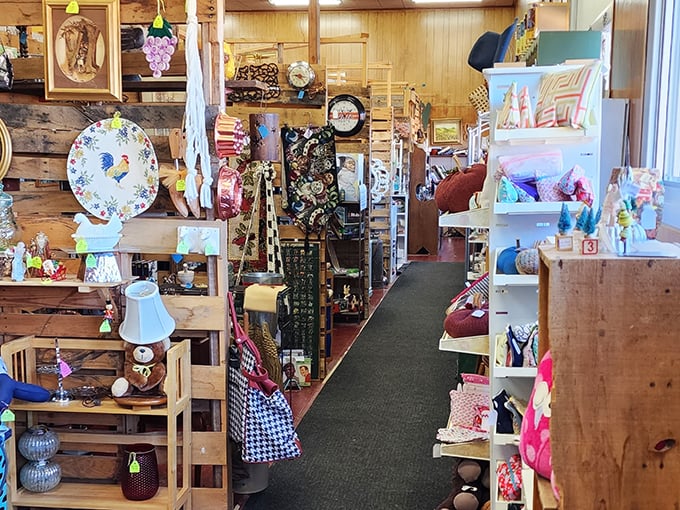 Elizabeth's Grand Antique Co. 7