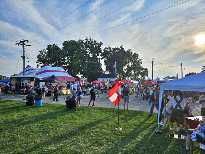 elkhorn antique flea market 10