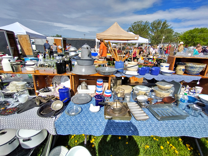 Elkhorn Antique Flea Market 3
