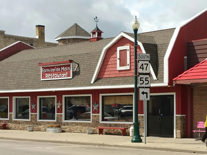 Farm Inn' On Main 1