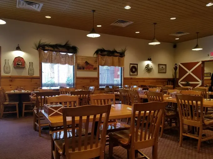 Farm Inn' On Main 3