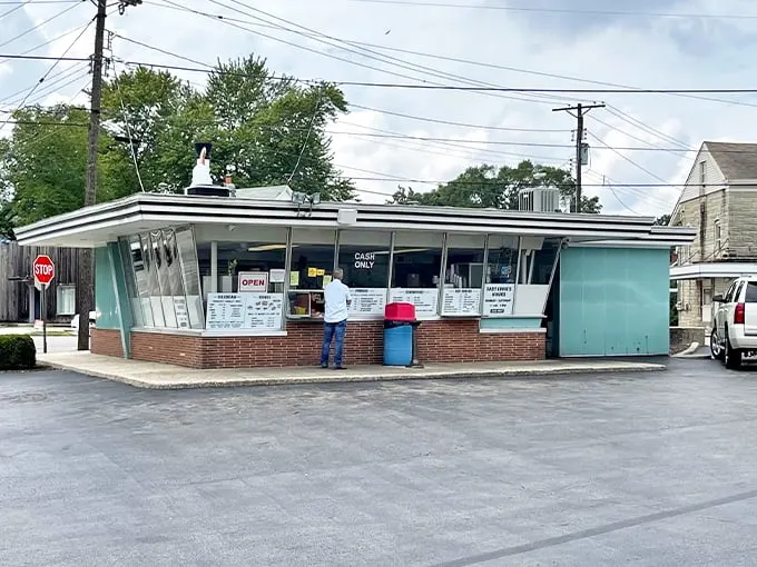 Fast Eddie's Fried Chicken 1