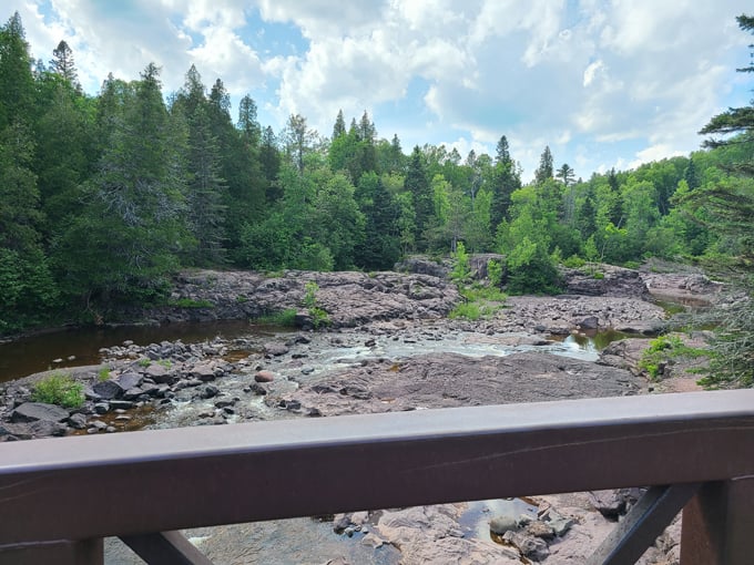 fifth falls and superior hiking trail loop 3
