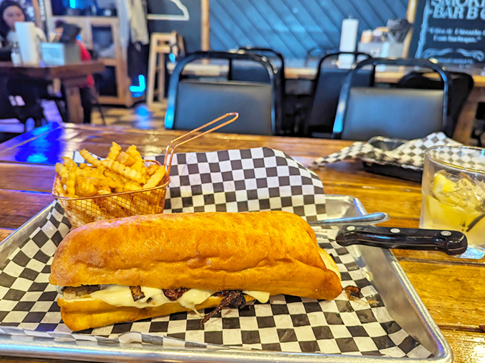 Fozzie's Smokin Bar BQ 3
