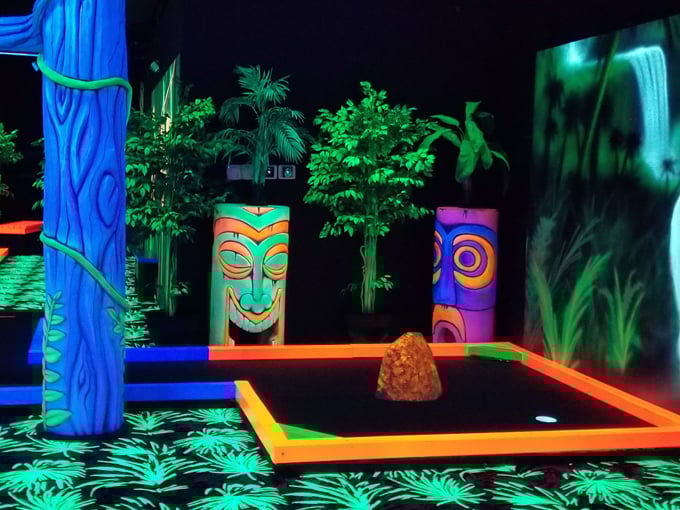 Glow Putt LLC 5