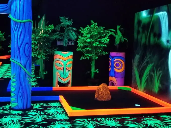 Glow Putt LLC 5
