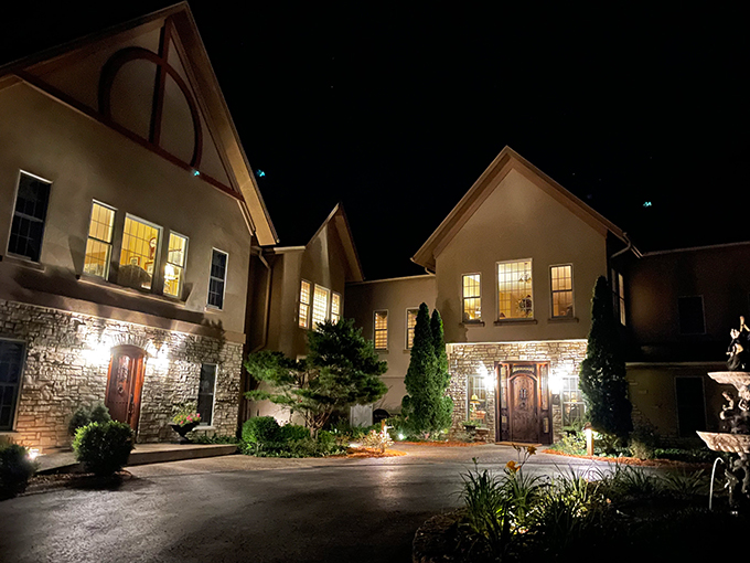 Goldmoor Inn 6