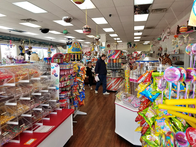 Goody Goody Gum Drop Candy Kitchen (Wisconsin Dells) 2