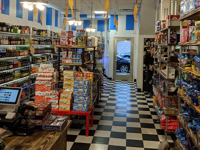 Grandpa Joe's Candy Shop 8