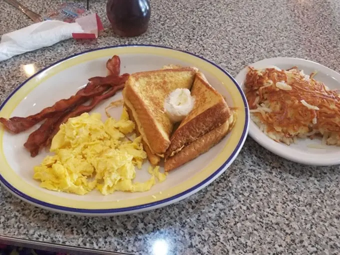 Gus's Diner 5