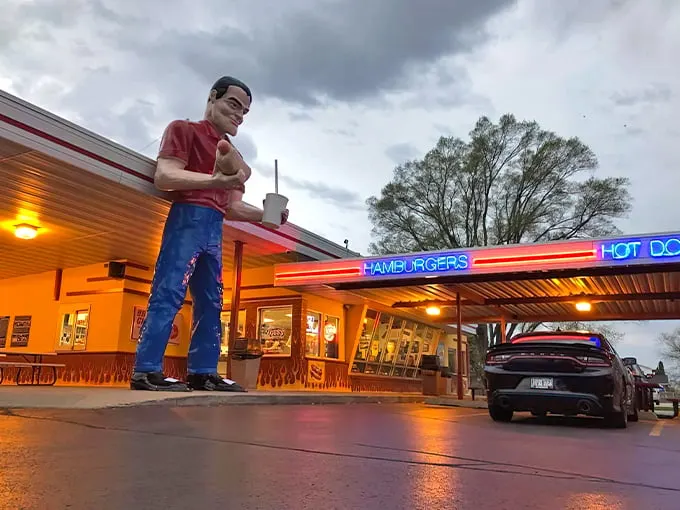 Gus's Drive-In 1
