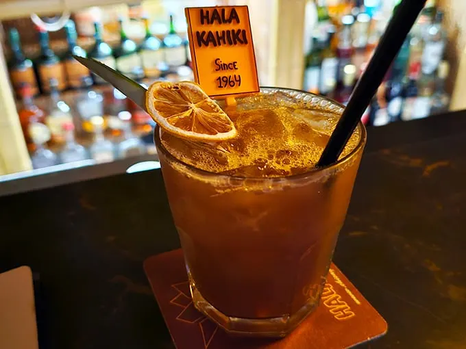 Hala Kahiki Lounge 4