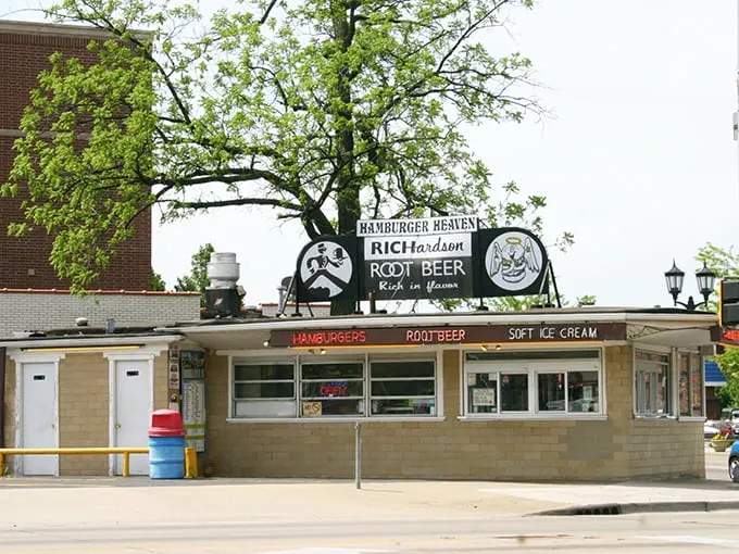 Hamburger Heaven Elmhurst 1