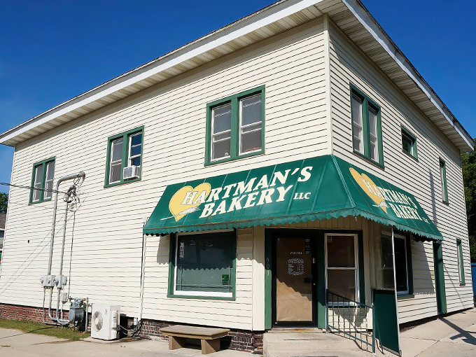 Hartman's Bakery Manitowoc 1