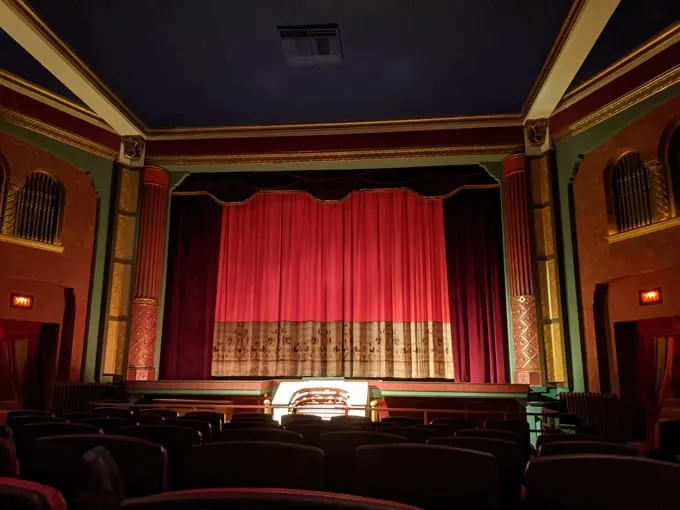 Heights Theater 8