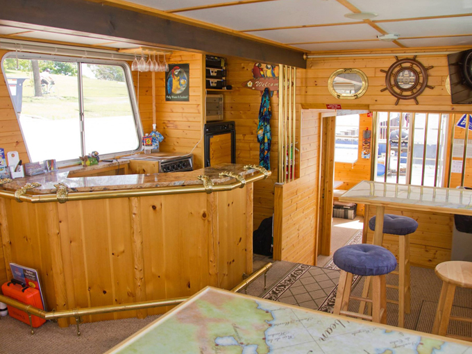Island Party Boat 2