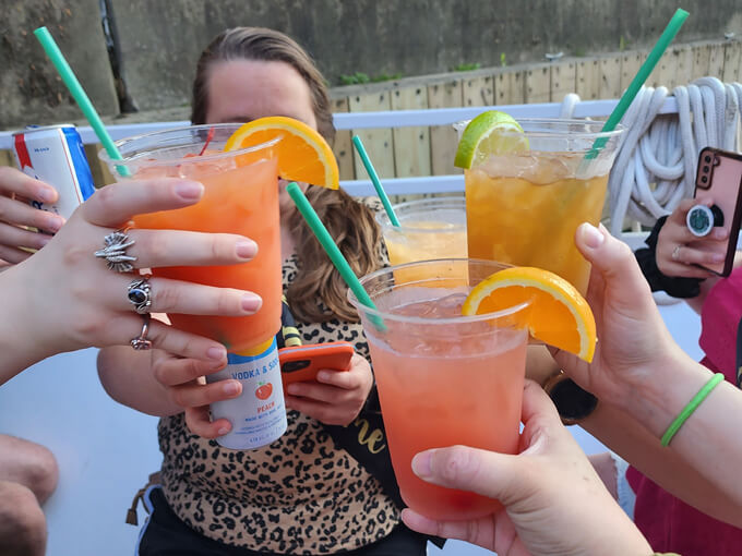 Island Party Boat 3