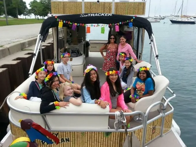 Island Party Boat 4