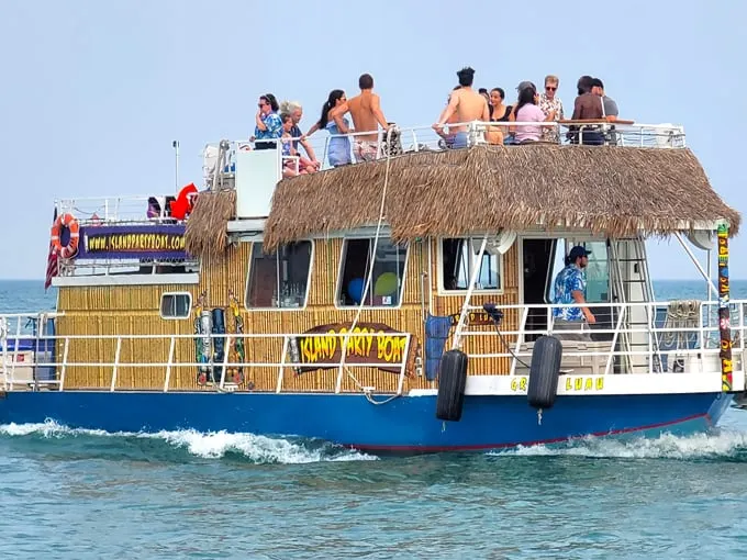 Island Party Boat 5