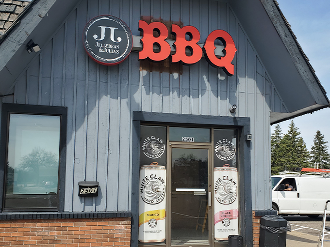 Jellybean and Julia's BBQ 1