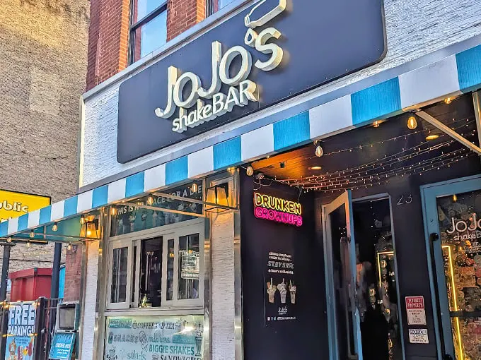 JoJo's Shake Bar 1