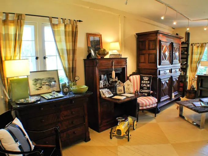 Joie De Vie Antiques 5