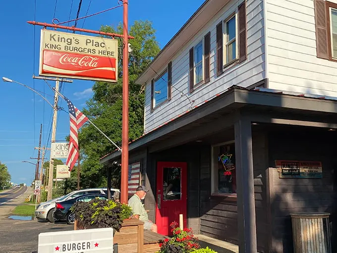 King's Place Bar and Grill 1