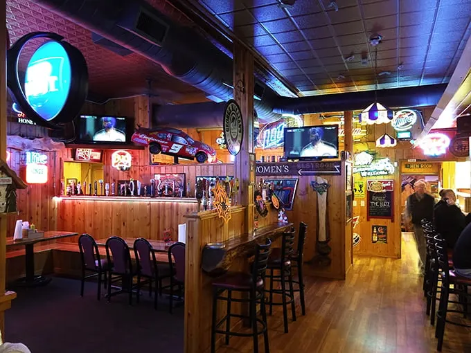 King's Place Bar and Grill 2