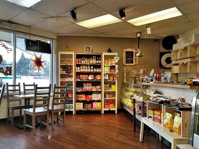 Krown Bakery & Eatery 2