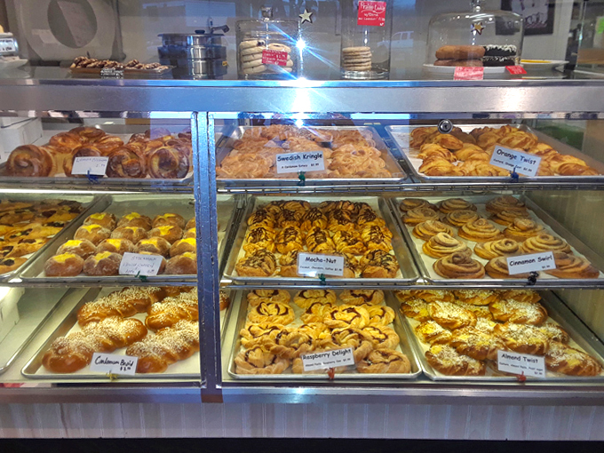 Krown Bakery & Eatery 6