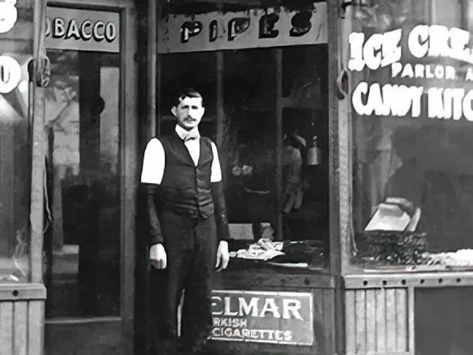 Lagomarcino's Confectionery 3