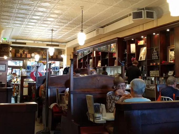 Lagomarcino's Confectionery 9