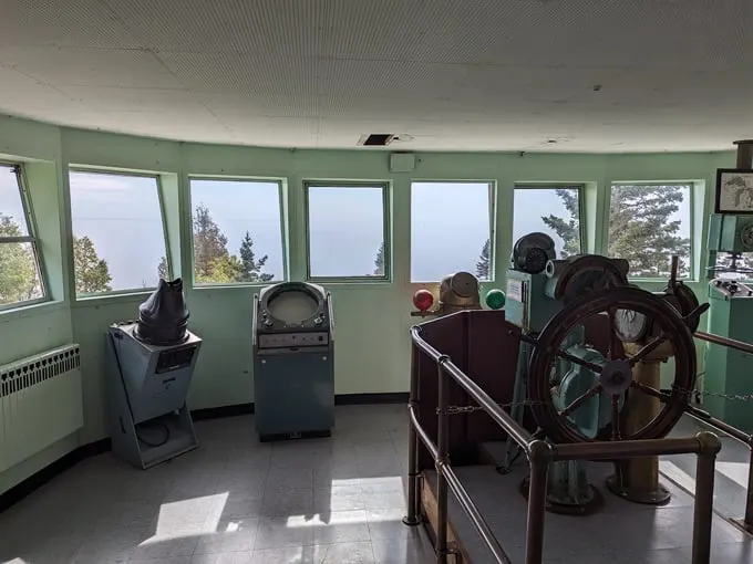 lighthouse bed and breakfast 8