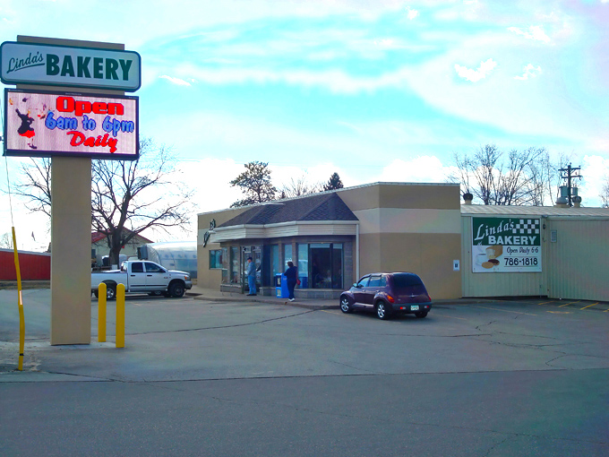 Linda's Bakery 1