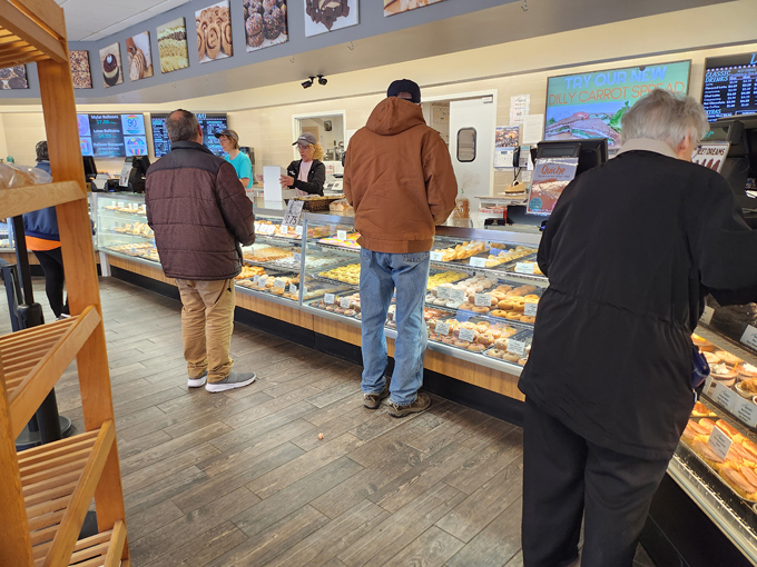 Linda's Bakery 9
