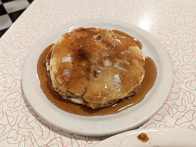 Lola's Diner 3
