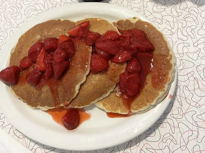 Lola's Diner 4