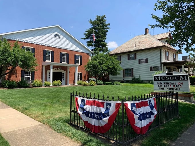 Loudonville 8
