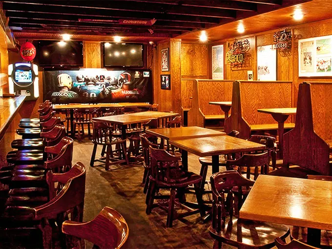 Mac & Joe’s 9
