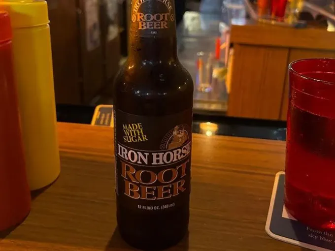 Matt's Bar and Grill 7