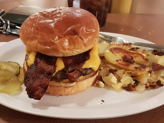 mazos hamburgers 3