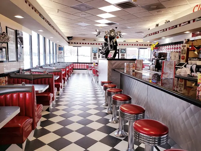 Mega Classic Diner 2