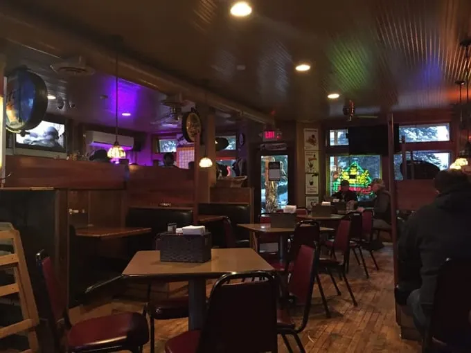 Meister's Bar & Grill 8