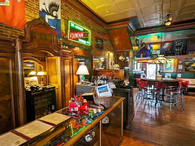 Monarch Public House 5