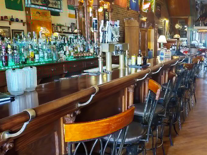 Monarch Public House 8