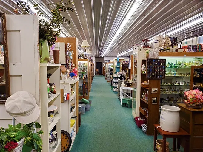 Moorhead Antique Mall 2
