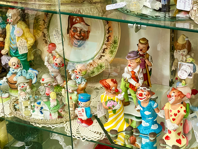 Moorhead Antique Mall 3