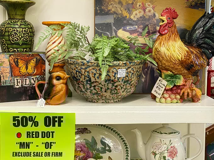 Moorhead Antique Mall 6